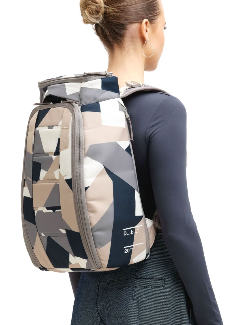 Hugger Backpack 20L – UPLNDオンラインストア